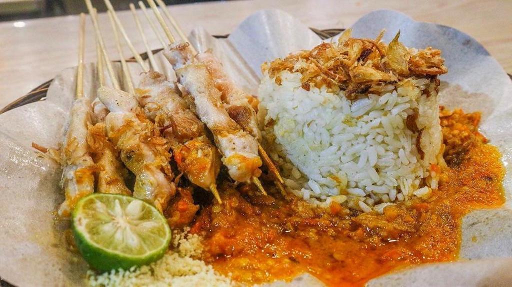 Wajib Coba! Sate Taichan dengan Nasi Mentega yang Bikin Ngiler