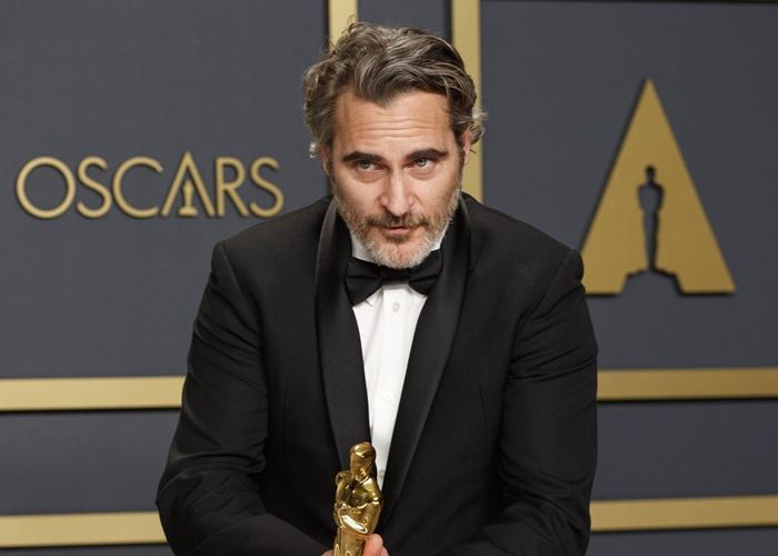 Joaquin Phoenix Jadi Aktor Terbaik Oscar 2020, Ini Prestasi Lainnya