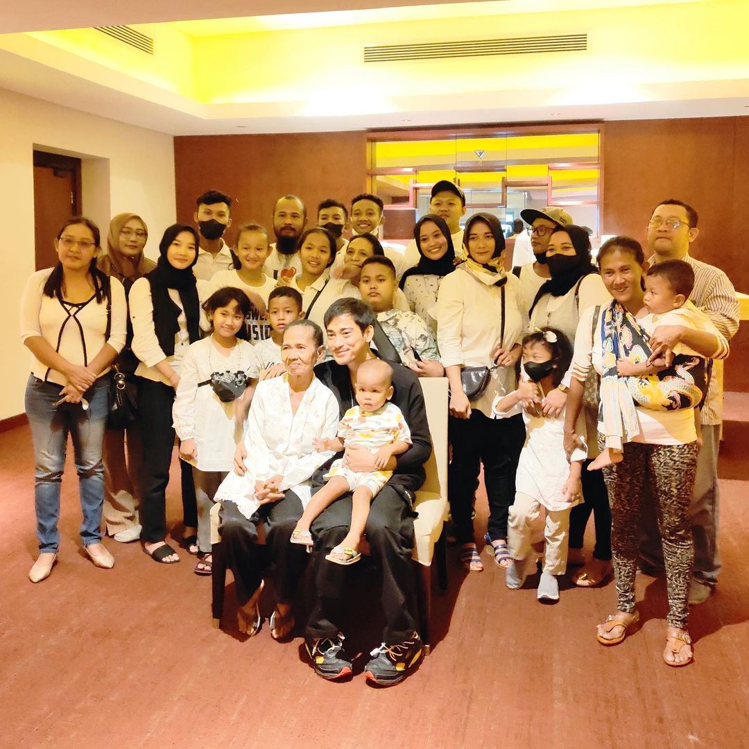 Bikin Haru, Momen Bio One Bertemu Istri Almarhum Gepeng Tuai Pujian