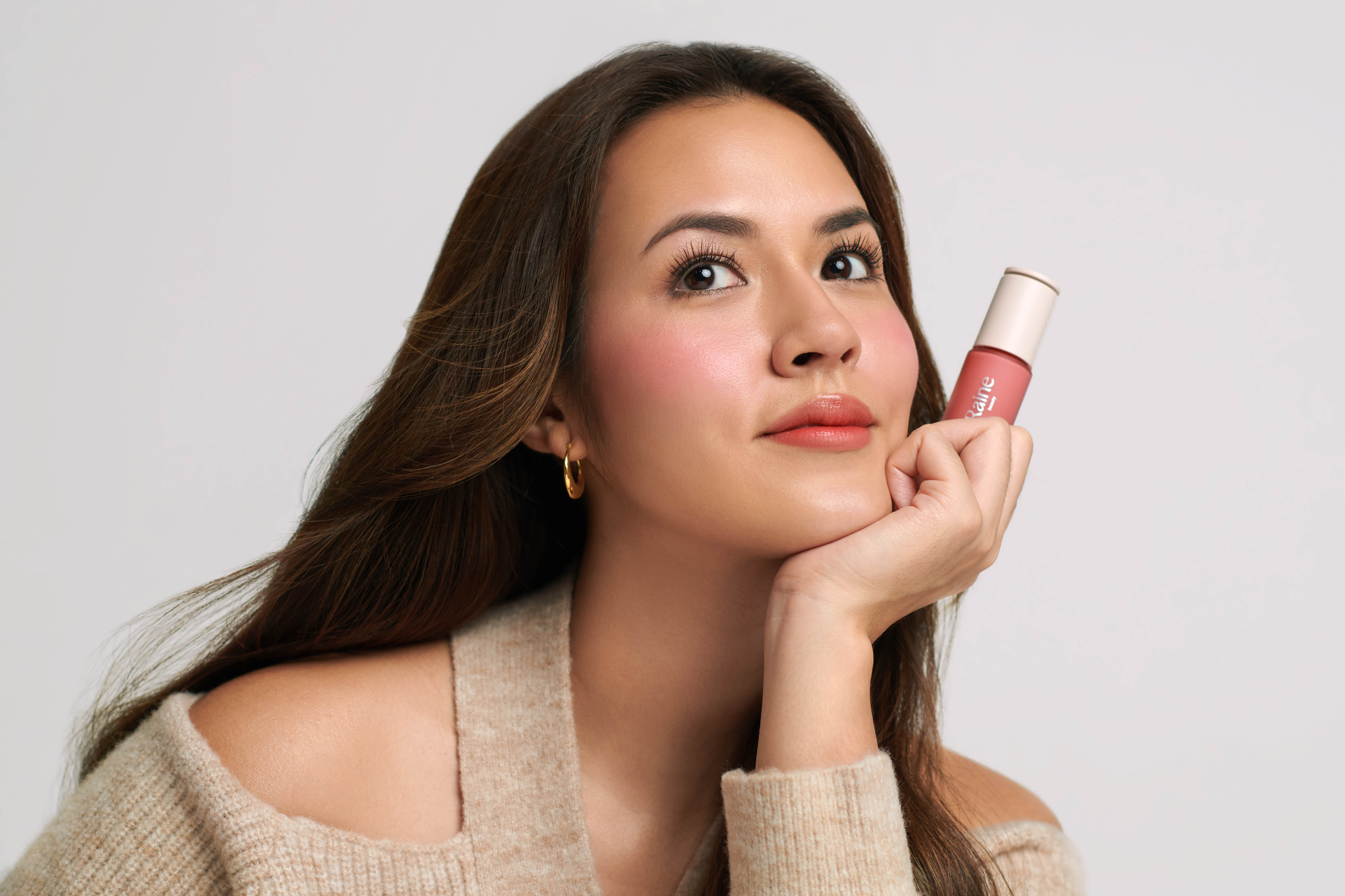 Cara Praktis Percantik Pipi dengan Aplikator Dropper pada Liquid Blush